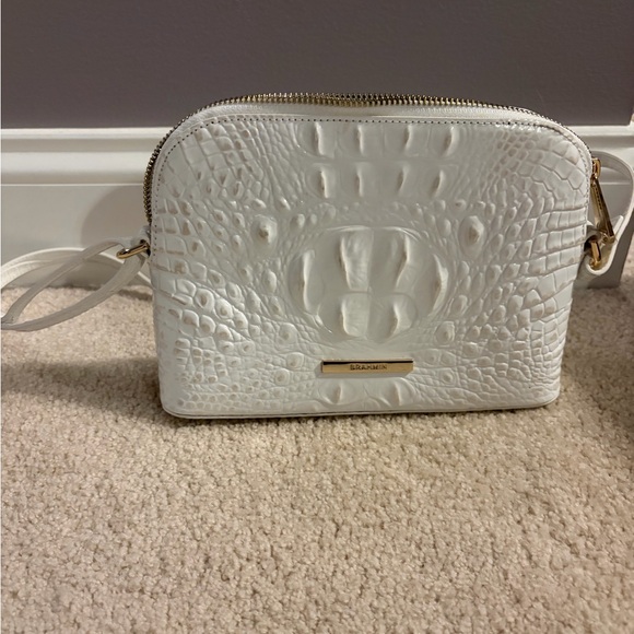 Brahmin | Bags | Brahmin White Embossed Crossbody Bag With Credit Card ...